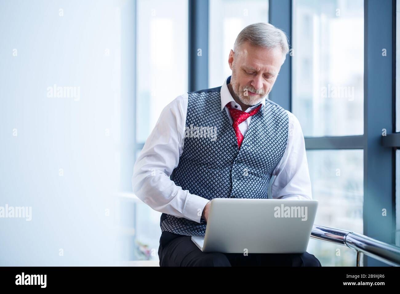 Male Teacher High Resolution Stock Photography and Images - Alamy