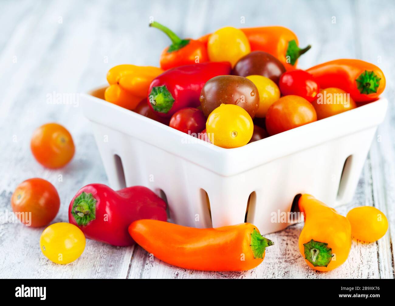 Mini tomato hi-res stock photography and images - Alamy