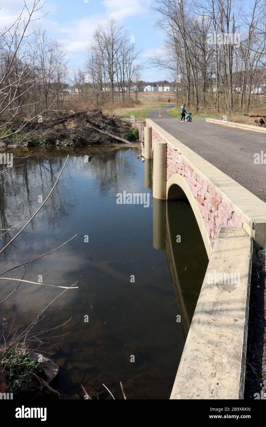 Small rural bridge hi-res stock photography and images - Alamy