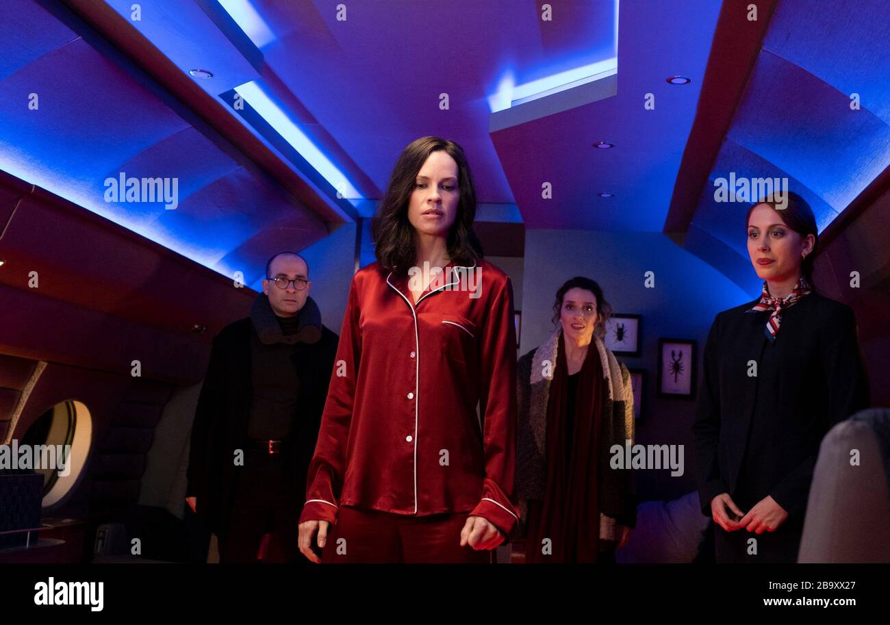 THE HUNT, from left: Vince Pisani, Hilary Swank, Teri Wyble, Hannah ...