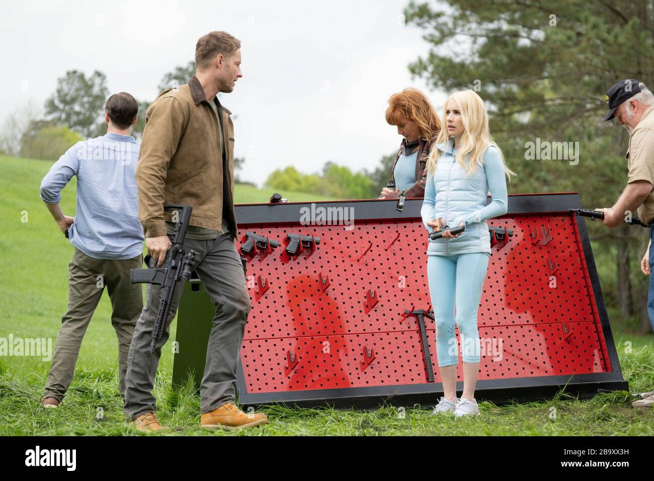 THE HUNT, from left: Ike Barinholtz, Justin Hartley, Kate Nowlin, Emma ...