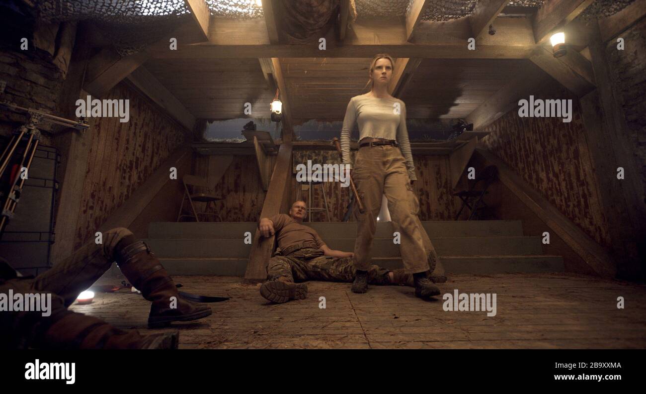 THE HUNT, from left: Steve Mokate, Betty Gilpin, 2020. © Universal ...