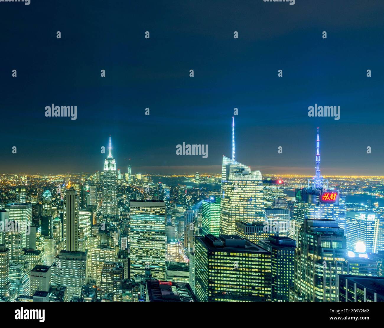 New York - DECEMBER 20, 2013: View of Lower Manhattan on December 20 in ...