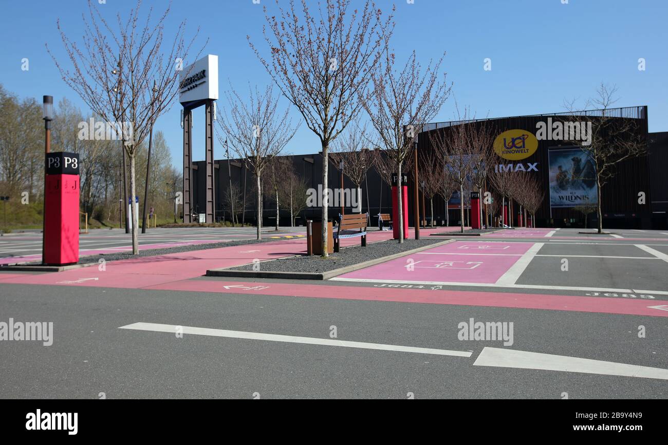 Shopping center ruhrpark hi-res stock photography and images - Alamy