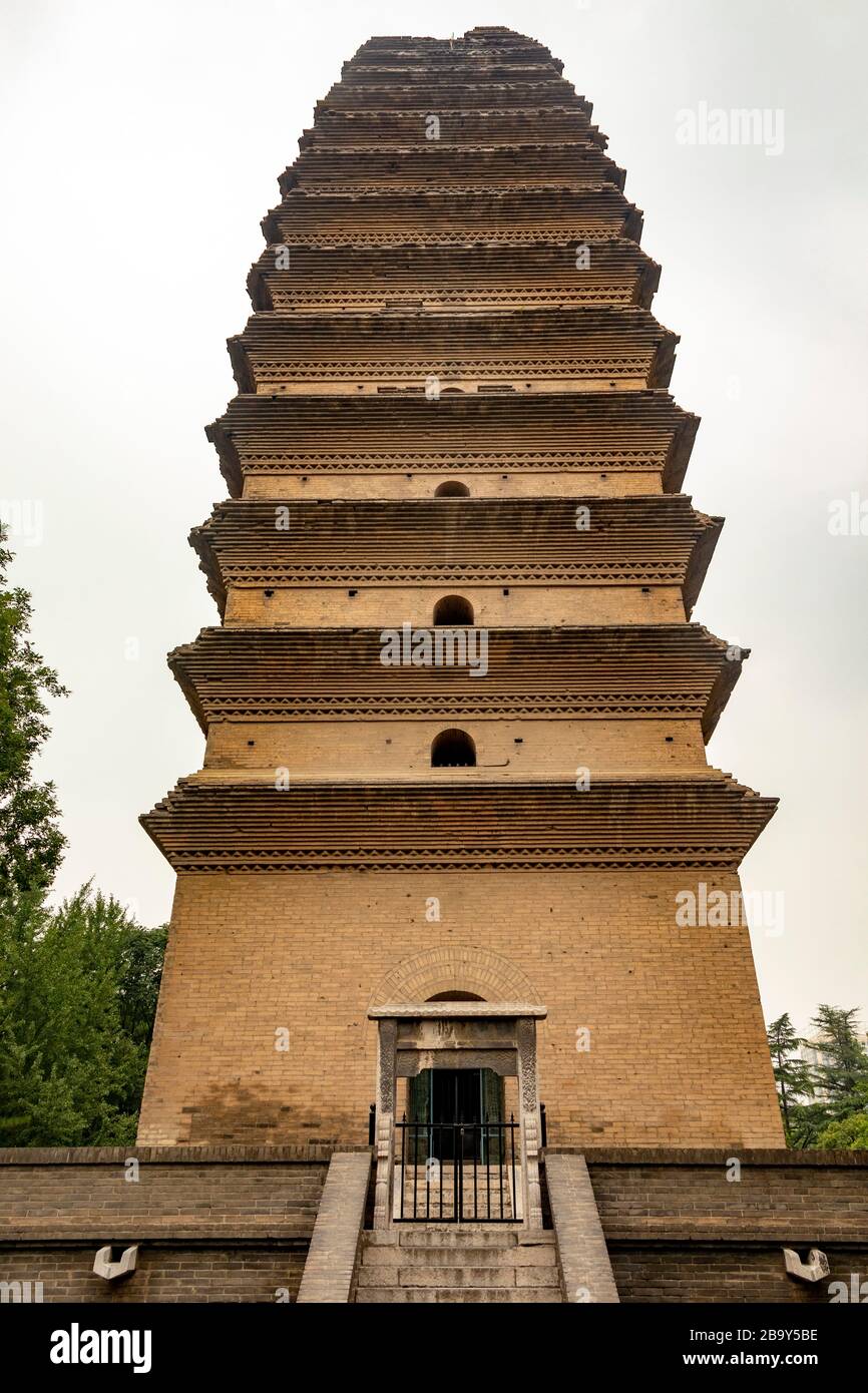 Small wild goose temple hi-res stock photography and images - Alamy