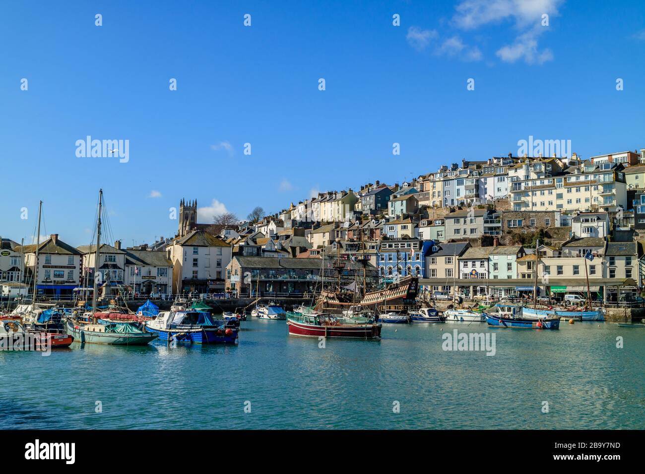 Brixham devon harbour fishing boats boats hi-res stock photography and ...