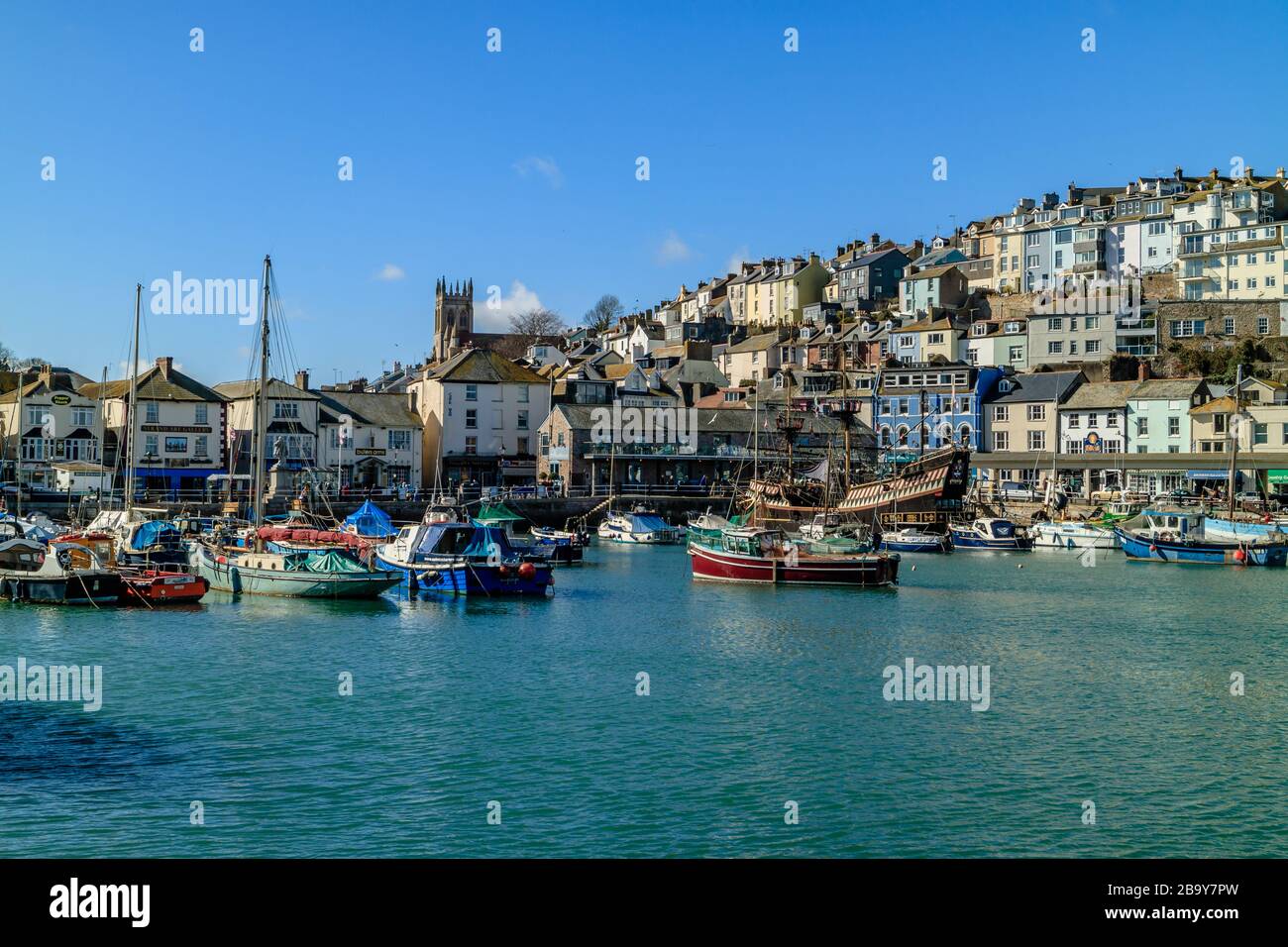 Brixham devon harbour fishing boats boats hi-res stock photography and ...