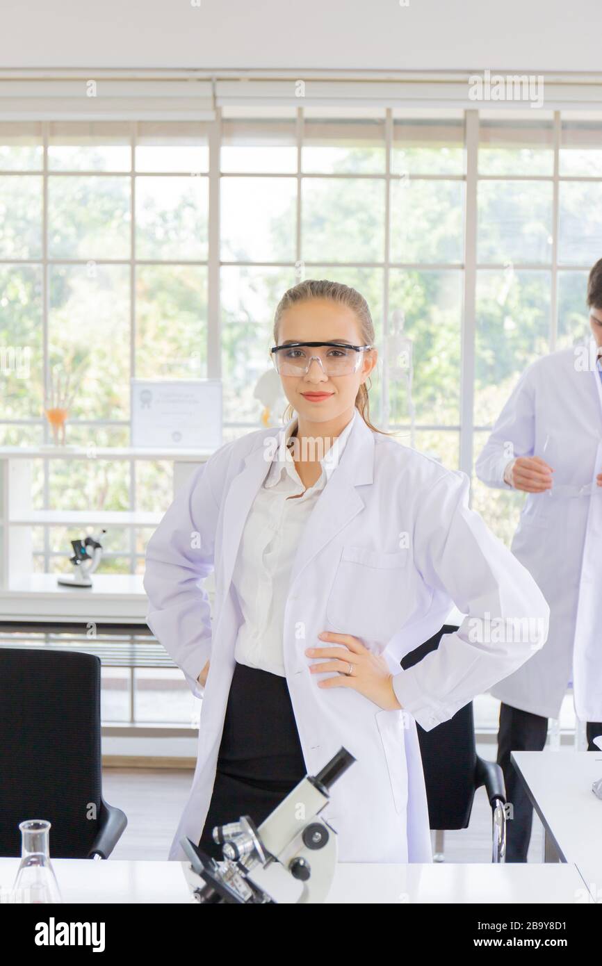 Female laboratory technician dna hi-res stock photography and images ...
