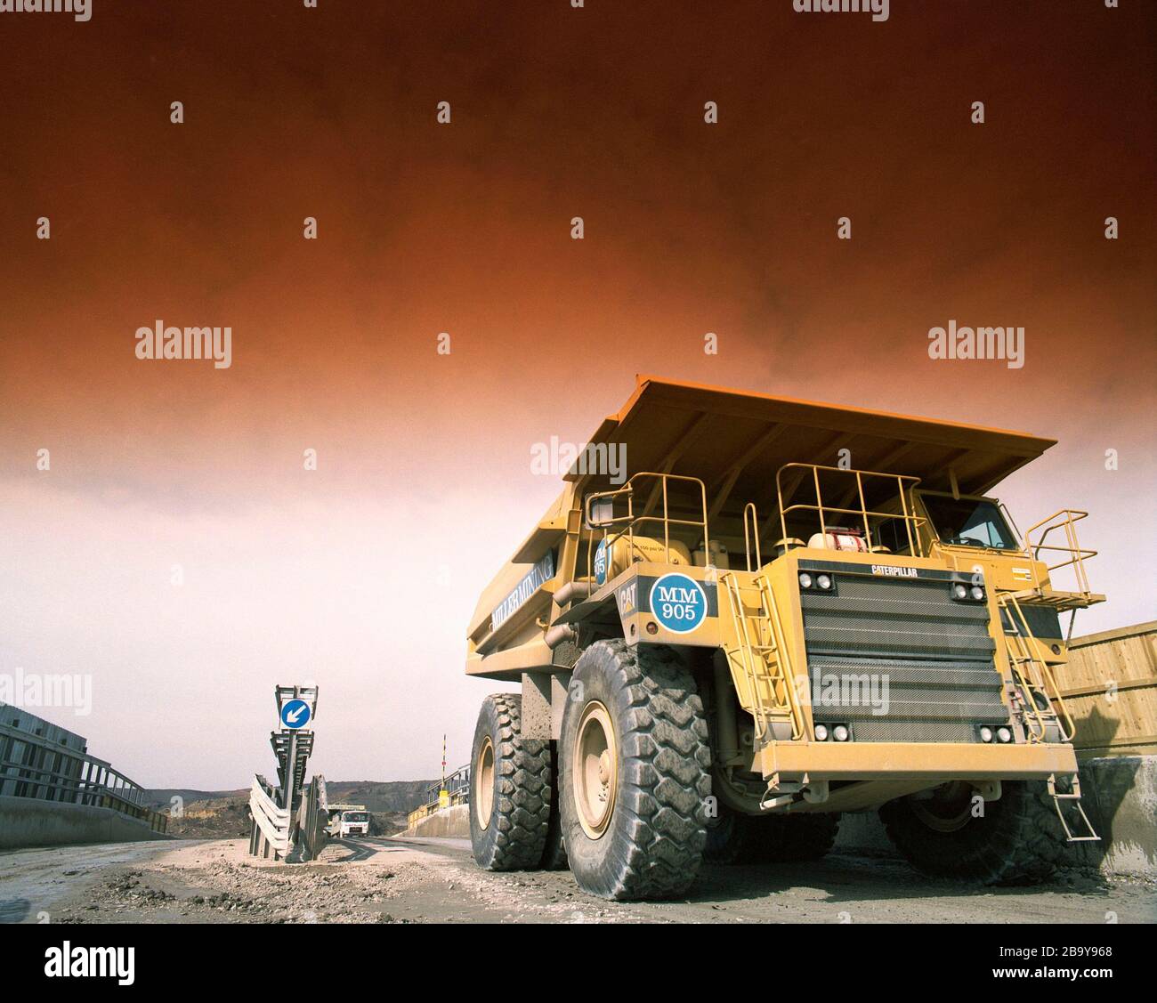 Opencast mining site in Derbyshire, in 1991, East Midlands, UK Stock ...