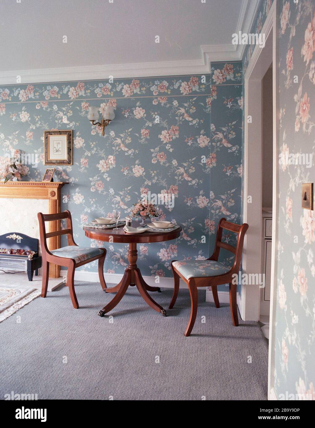 Dated house interiors from 1991, in Hastings, Southern England, UK ...