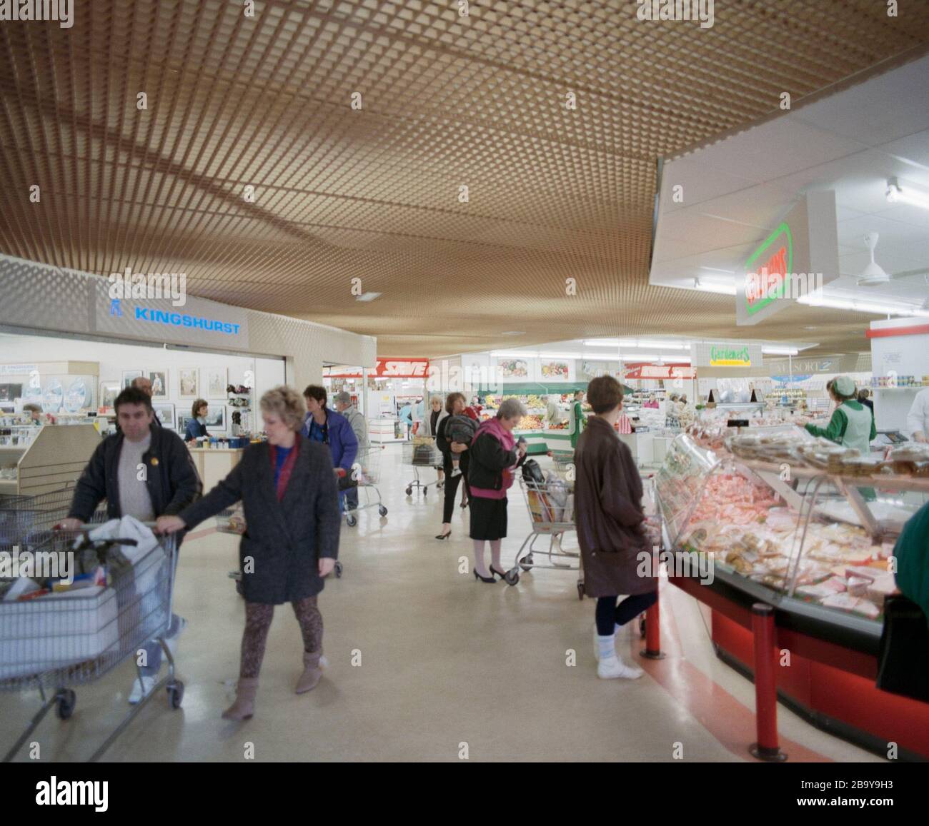 Kwik save 1990s hi-res stock photography and images - Alamy