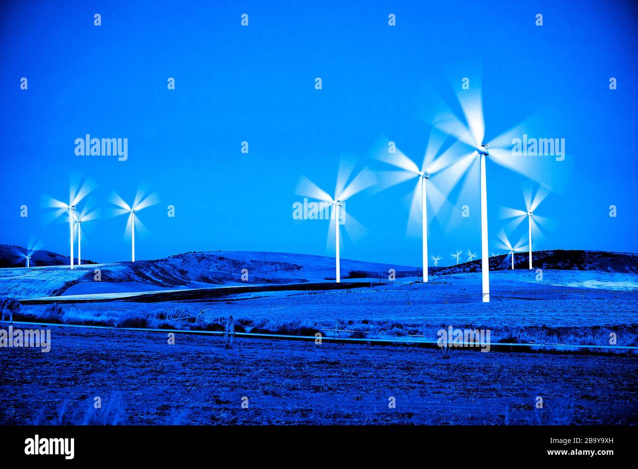 Spinning turbines hi-res stock photography and images - Alamy