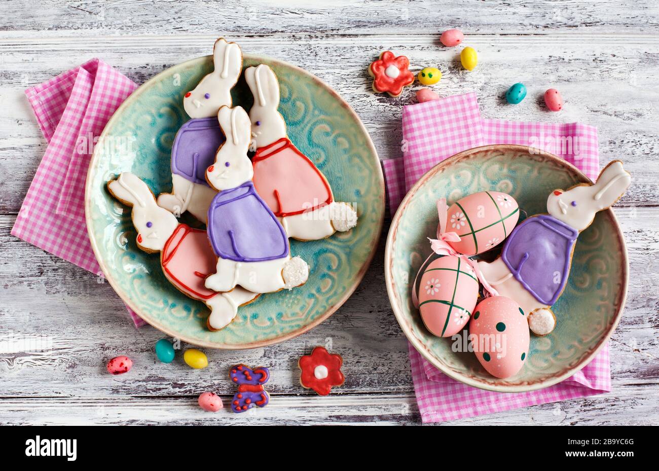 Easter bunny cookies. Shortbread cookies Stock Photo - Alamy