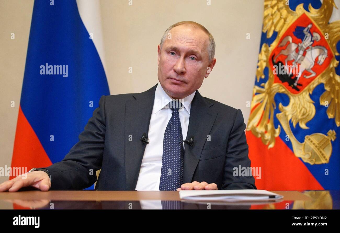 Putin tv address hi-res stock photography and images - Alamy