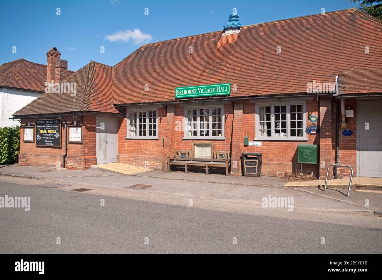 Selborne hampshire village hi-res stock photography and images - Alamy
