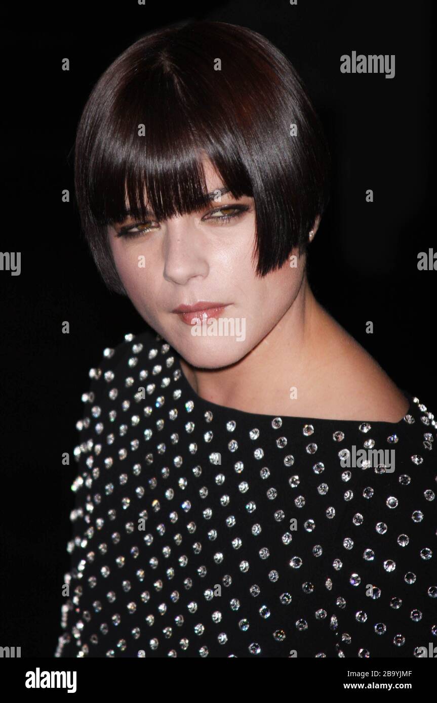 Selma blair 2008 hi-res stock photography and images - Alamy