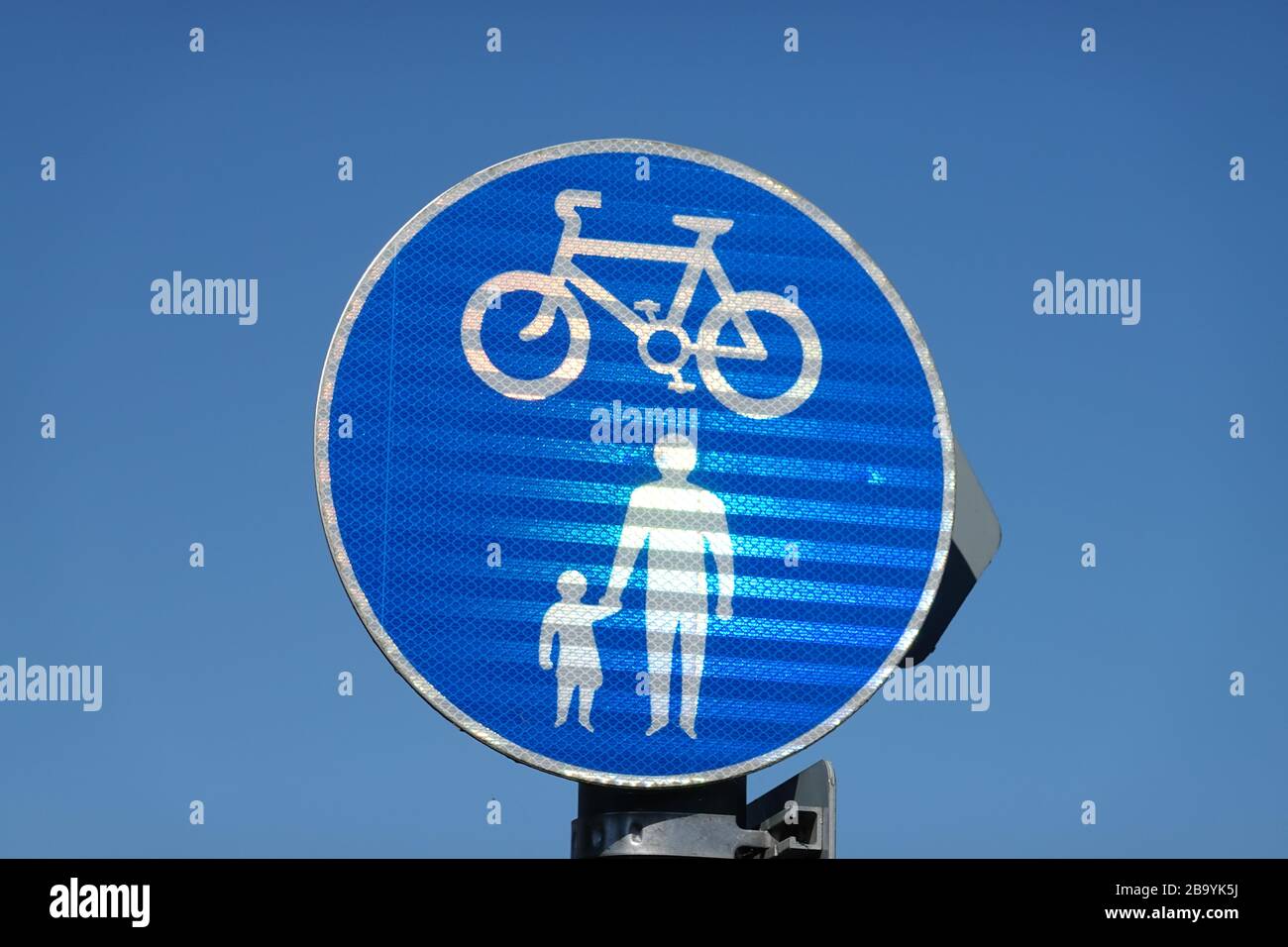 Blue highway code bike path sign hi-res stock photography and images ...