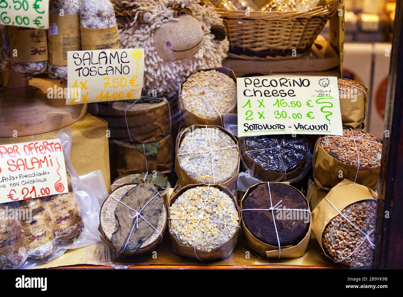 Traditional tuscan delicatessen shop in San Gimignano,Tuscany, Italy ...