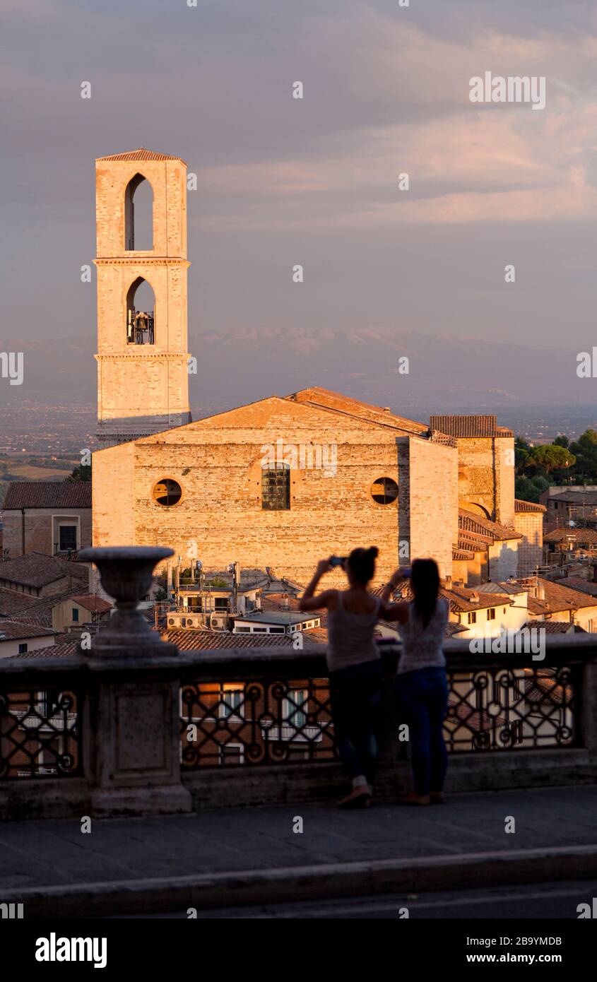 Viewpoint from Giardini Carducci garden, Perugia, Umbria, Italy, Europe ...