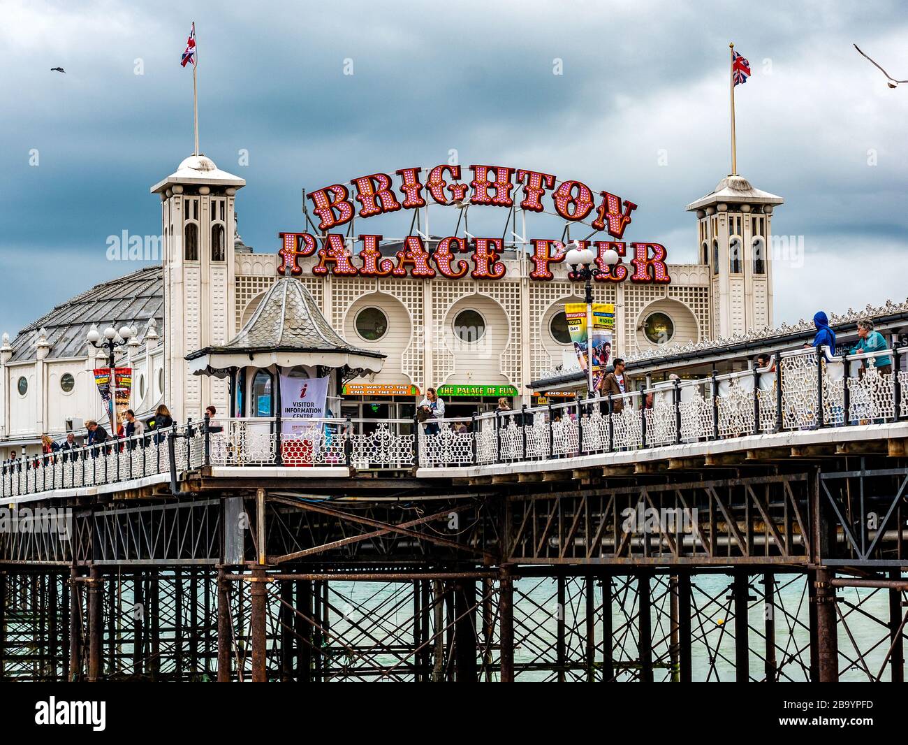 Amusement park historical pier hi-res stock photography and images - Alamy