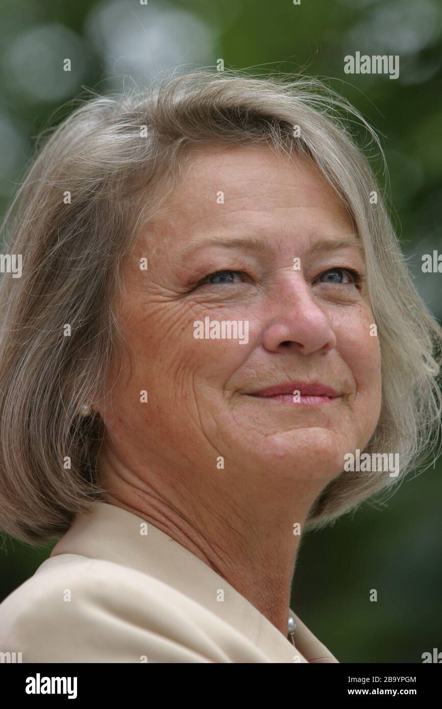 Kate adie book hi-res stock photography and images - Alamy