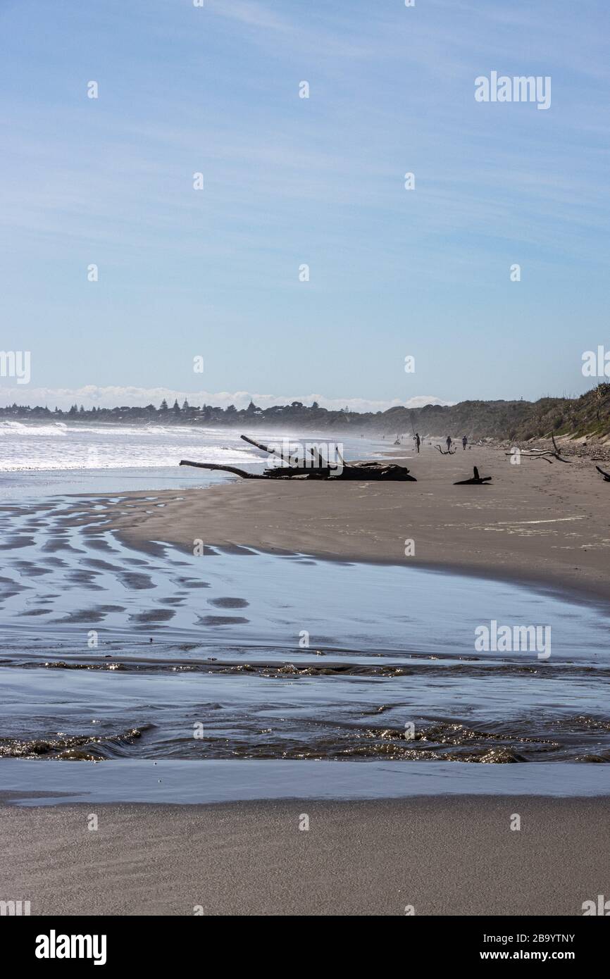 Quiet day on the beach hi-res stock photography and images - Alamy