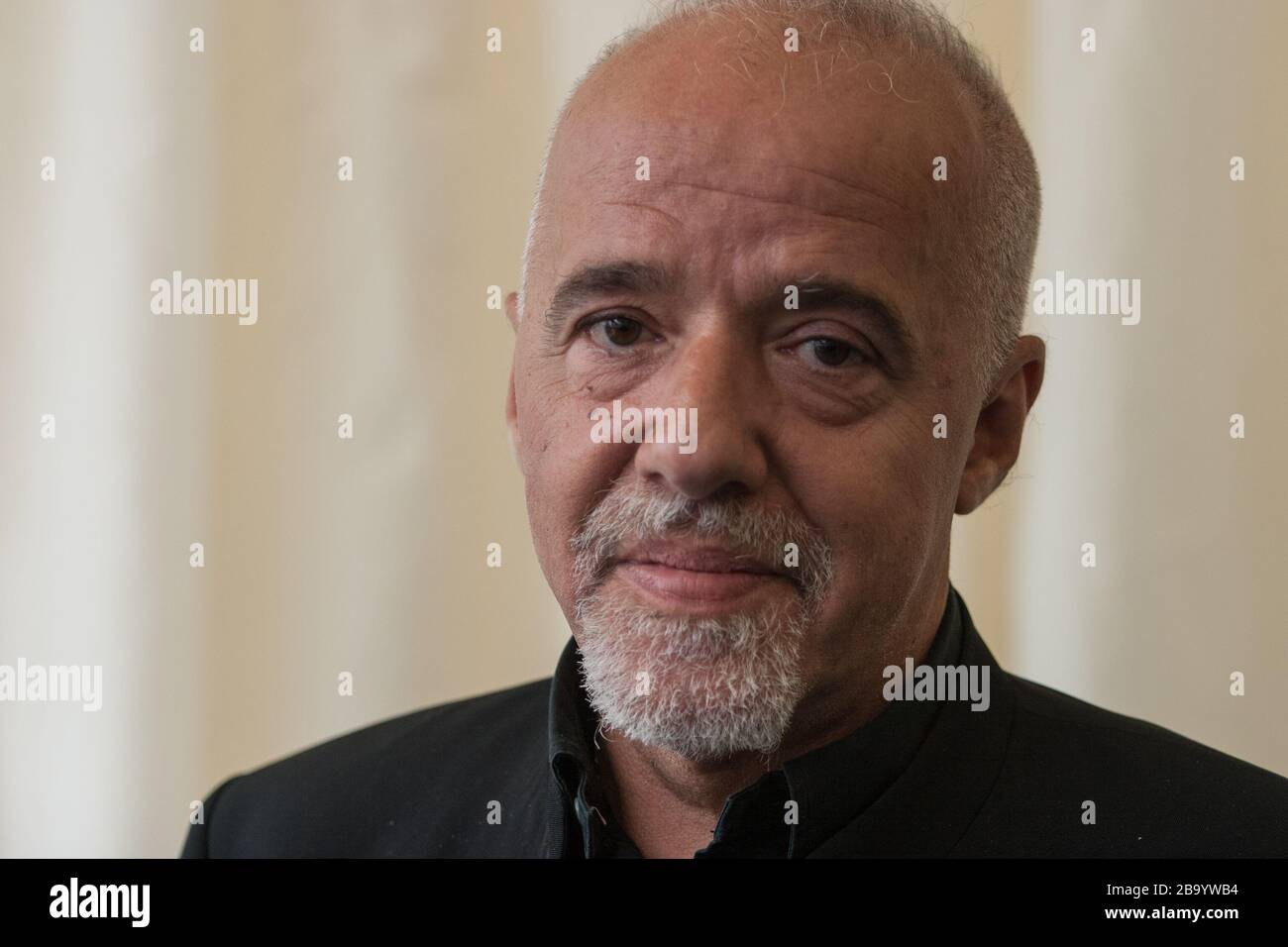 Paulo coelho, novelist hi-res stock photography and images - Alamy