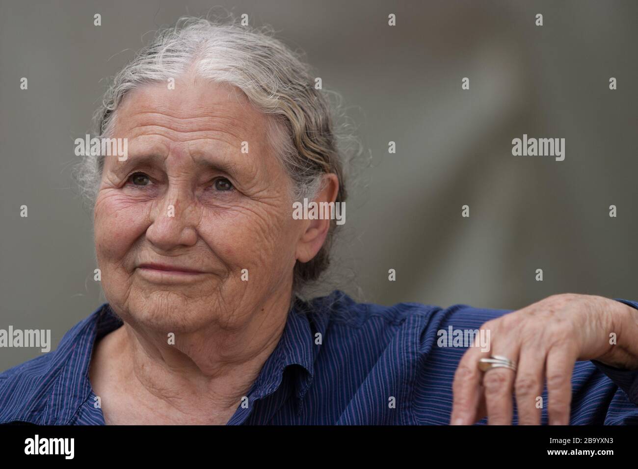 Doris lessing hi-res stock photography and images - Alamy