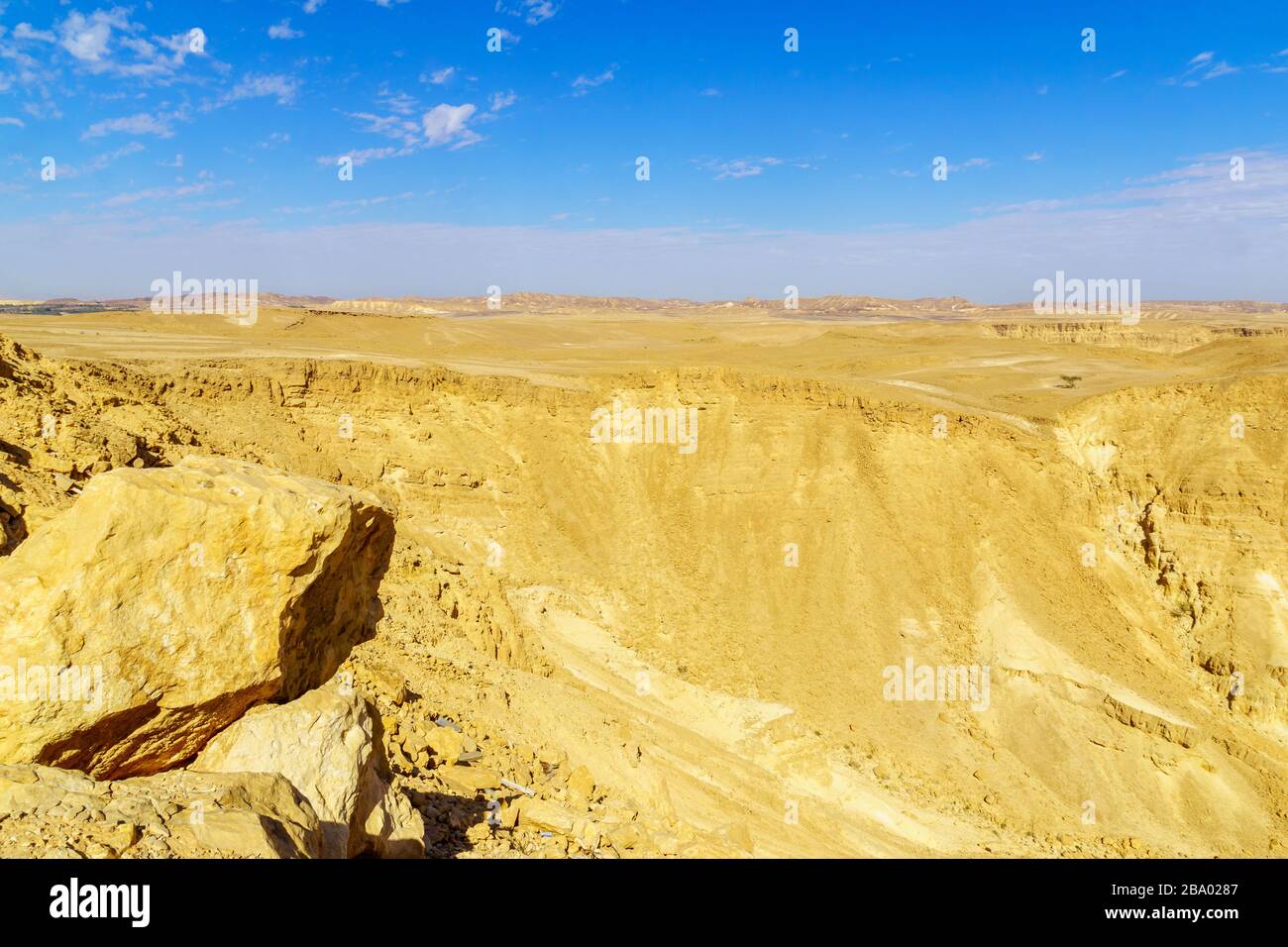 Landscape of the Arava desert from mount Ayit lookout. Southern Israel ...