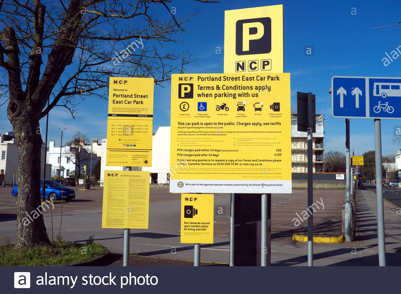 National Park Signage Car High Resolution Stock Photography and Images ...