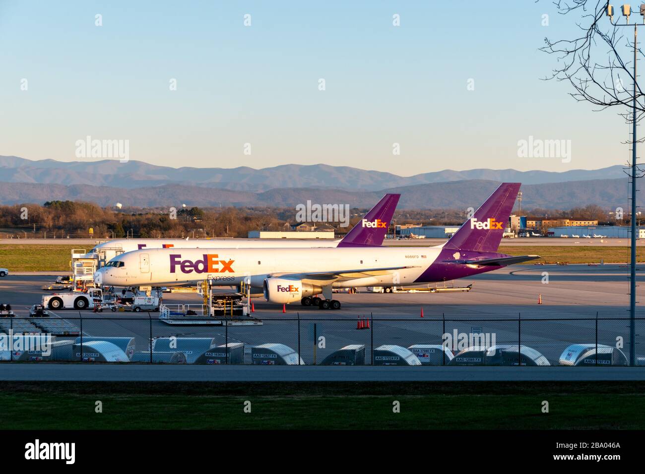Twa terminal hi-res stock photography and images - Alamy