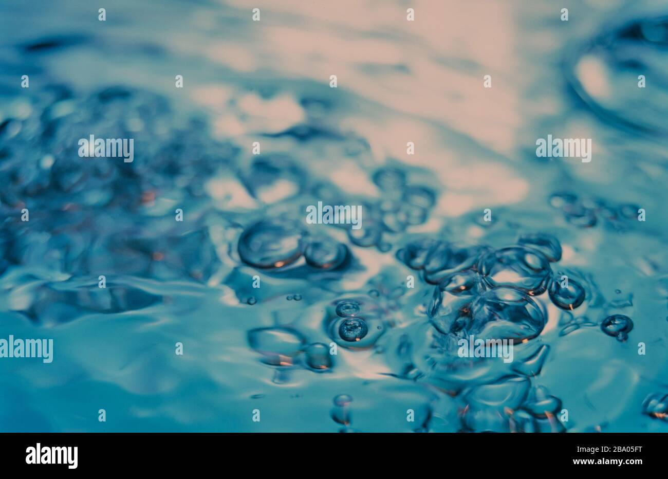 Bubbles on surface hi-res stock photography and images - Alamy