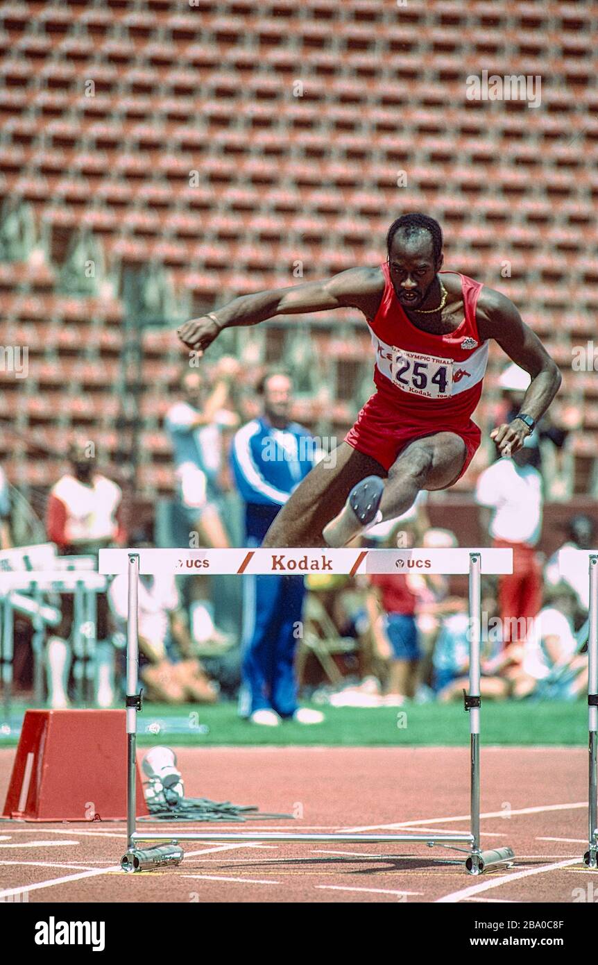 Edwin Moses (USA) competing at the 1984 US Olympic Team Trials Stock ...