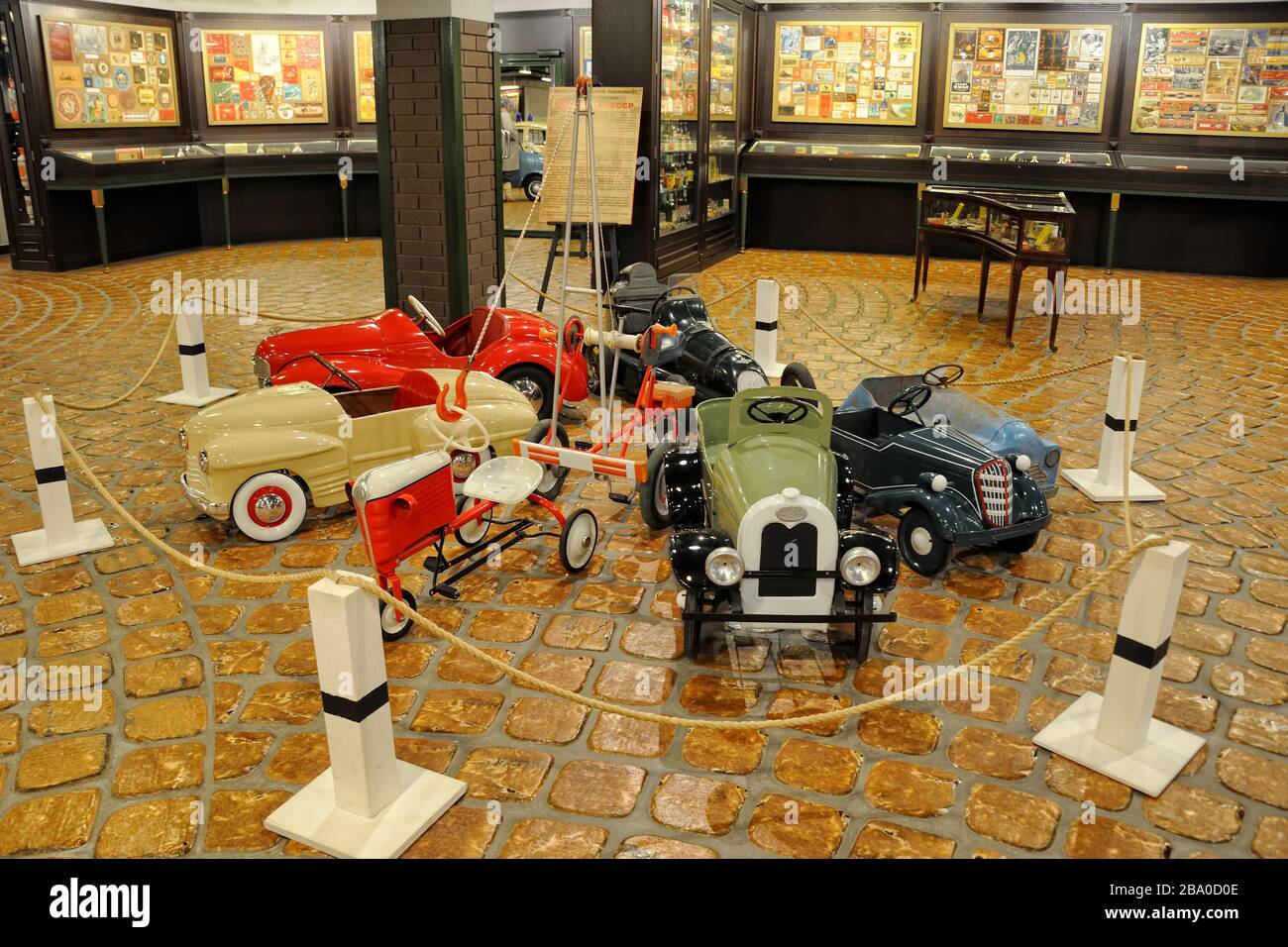 = Soviet Toy Vehicles for Kids = Colorful mechanical toy vehicles, cars ...
