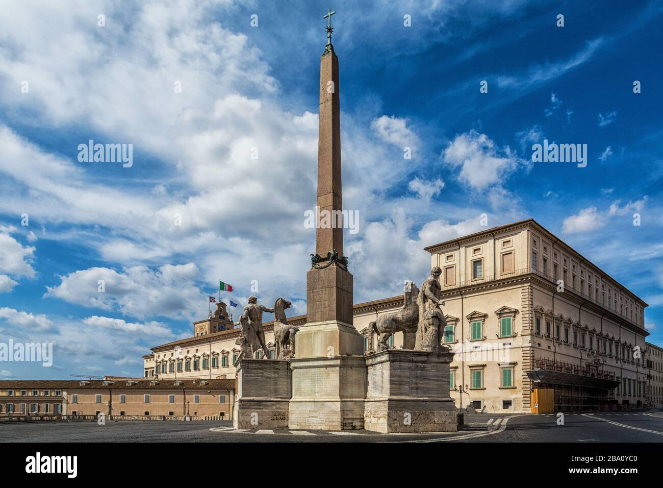 Quirinal palace exterior hi-res stock photography and images - Alamy