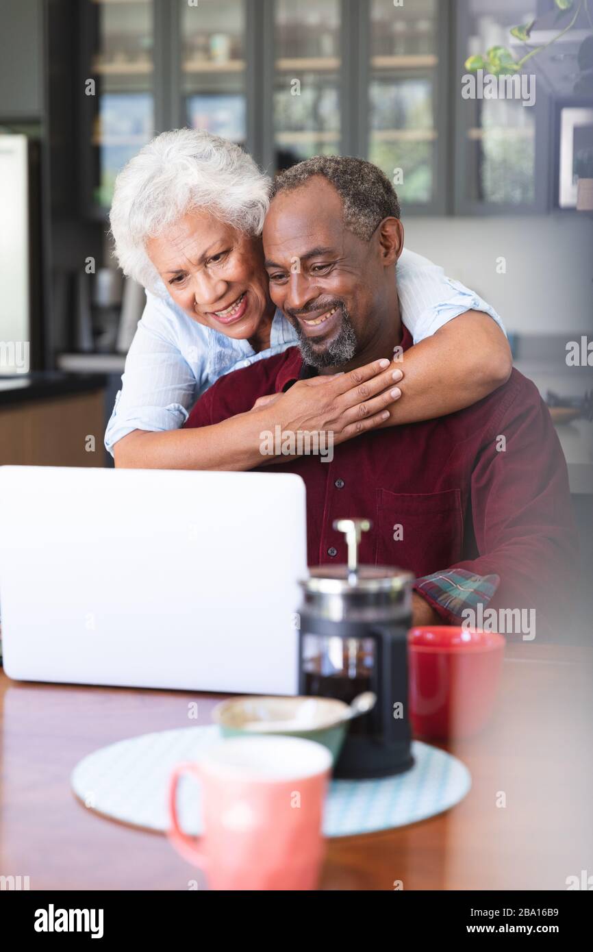 Senior African American couple using laptop Stock Photo - Alamy