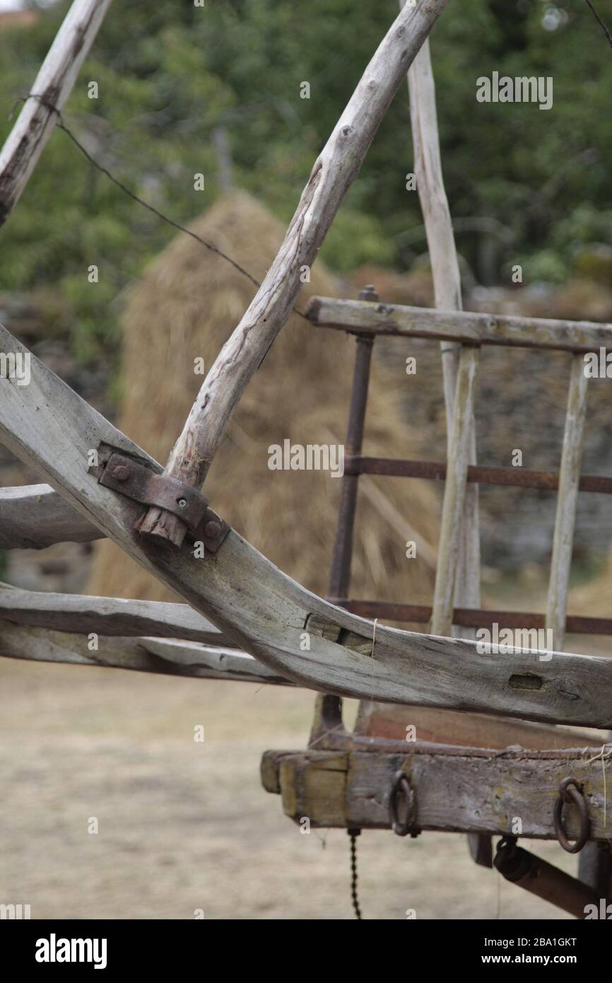 Old wooden carriage hi-res stock photography and images - Alamy