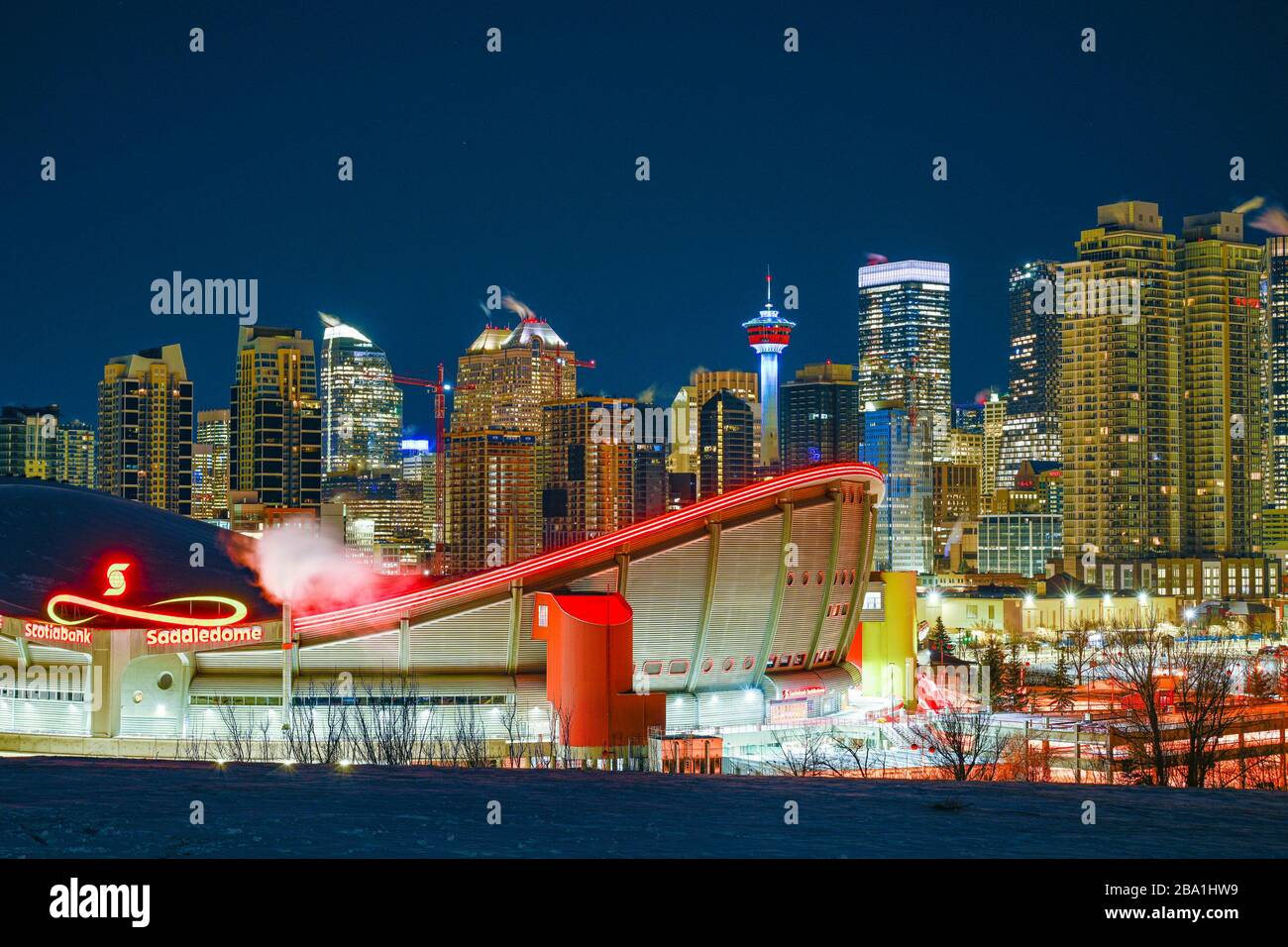 Calgary skyline winter hi-res stock photography and images - Alamy