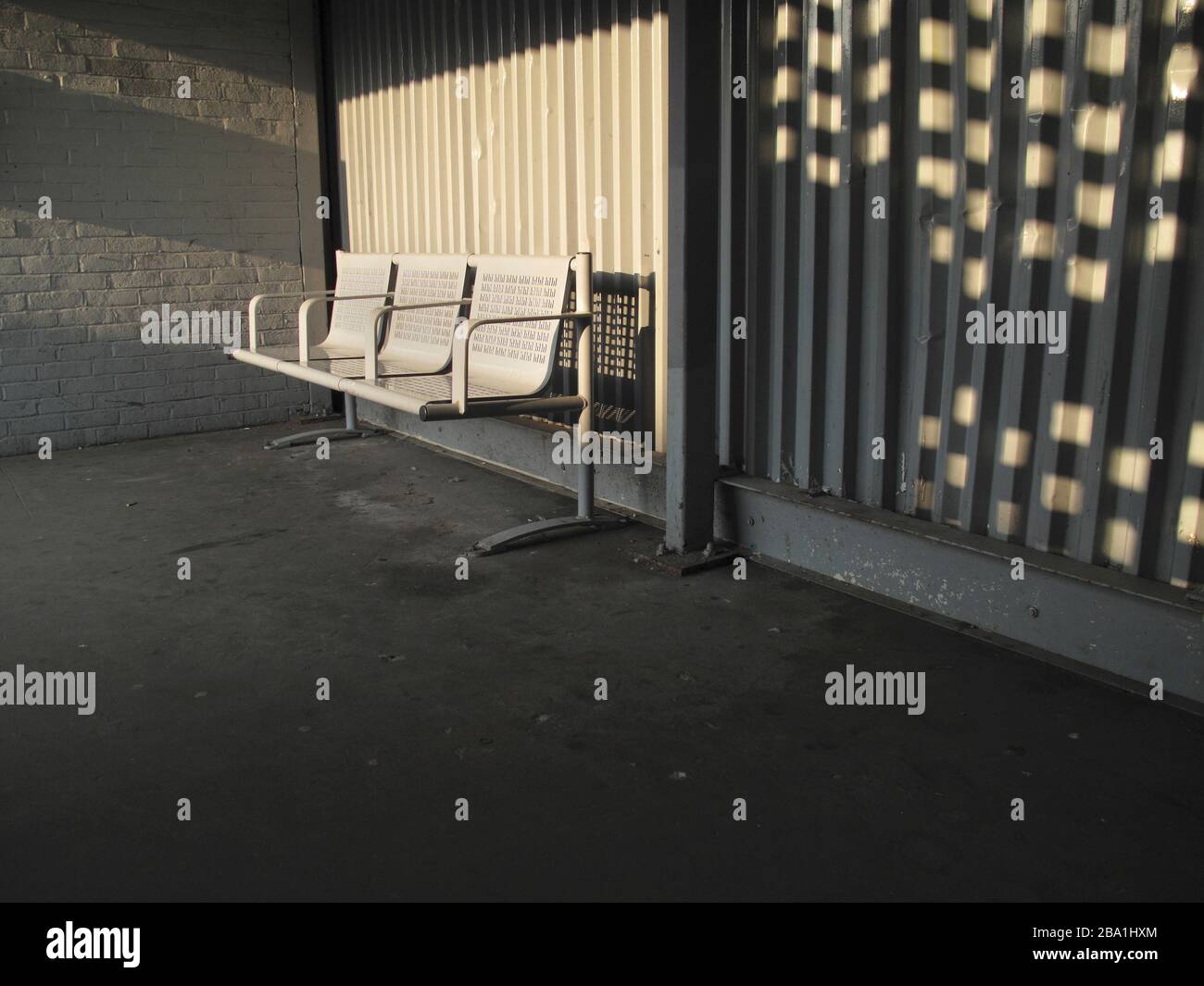 Train Station Waiting Area, London, England UK Stock Photo - Alamy