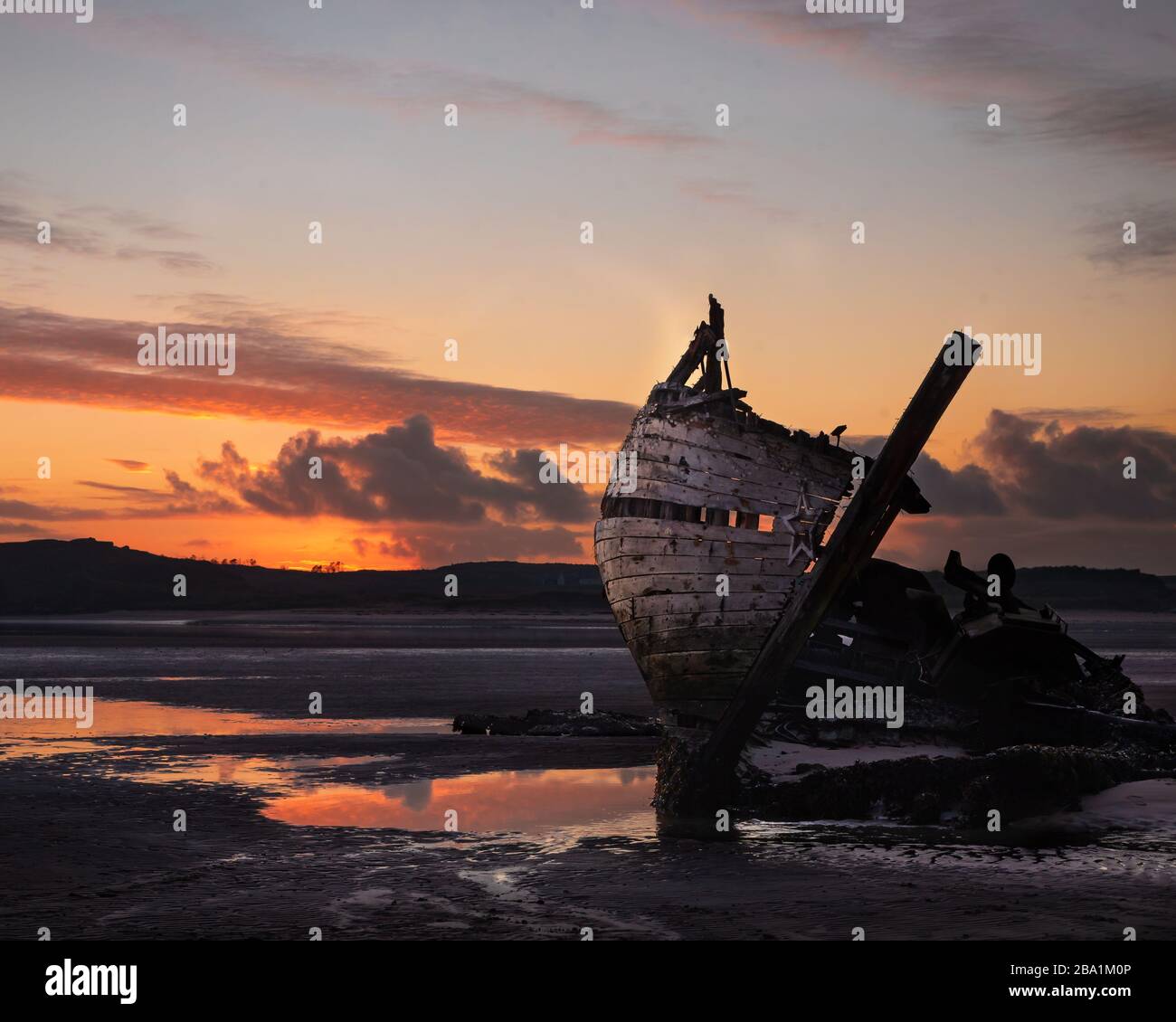 The iconic bad Eddie ship wrecked on a Donegal beach in the west of ...