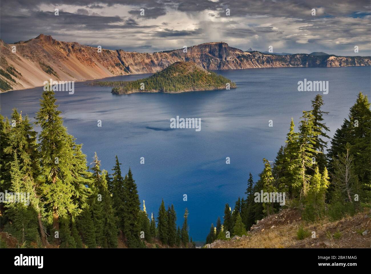 Crater of extinct volcano hi-res stock photography and images - Alamy