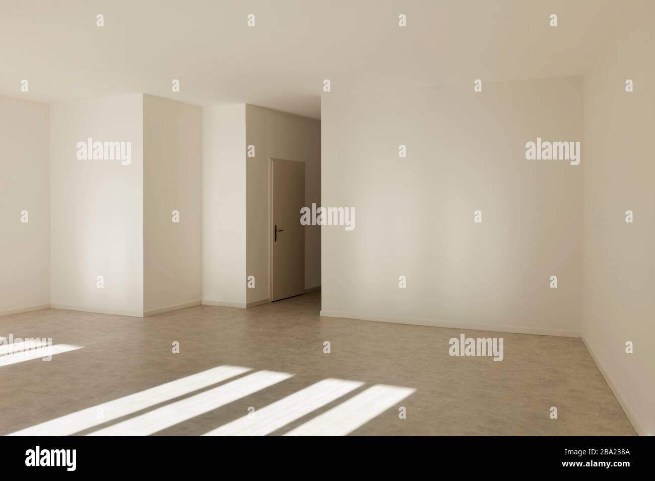 Empty apartment, white walls Stock Photo - Alamy