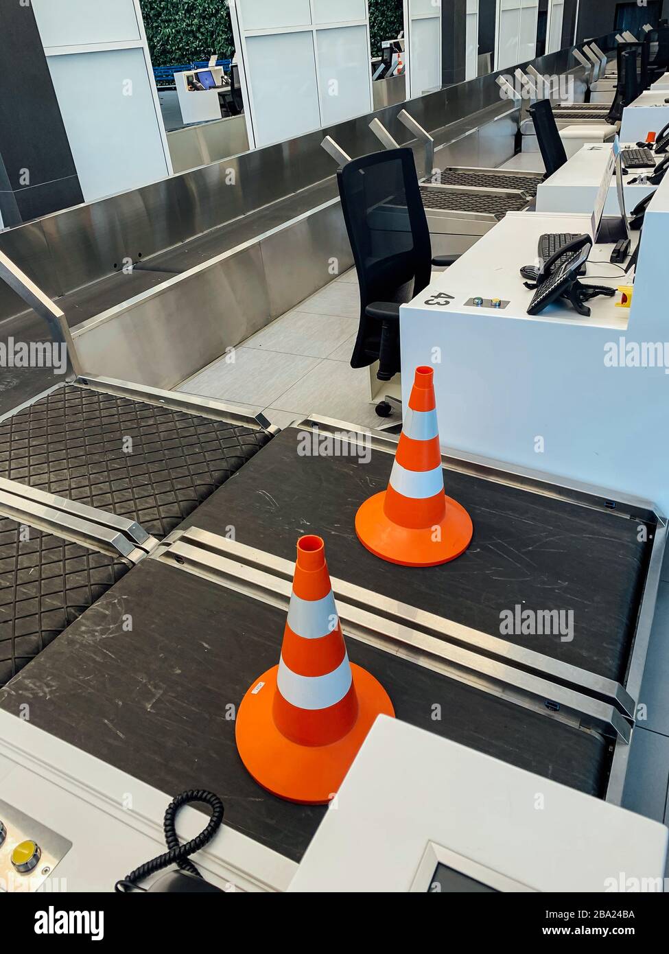Airport passenger check- in desk for flight Stock Photo - Alamy