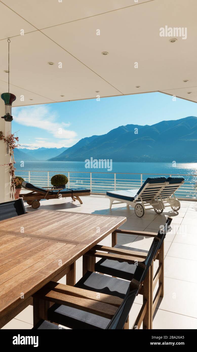 Interior balcony house overlooking lake hi-res stock photography and ...