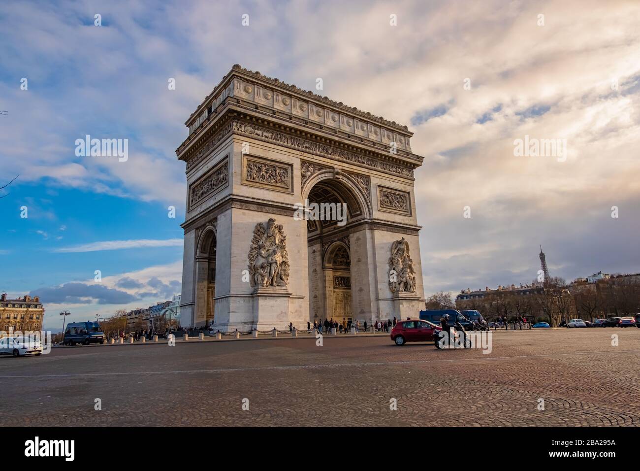 Arc the triomph hi-res stock photography and images - Alamy