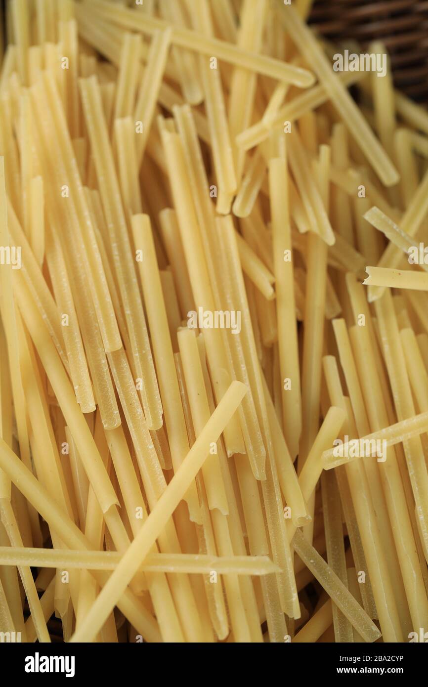 Homemade fresh spaghetti in the center Stock Photo - Alamy