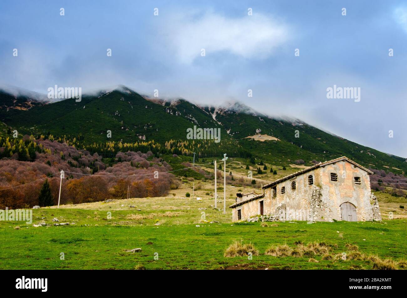 Ancient barn house in the hills of lovely Italy - Veneto region Stock ...