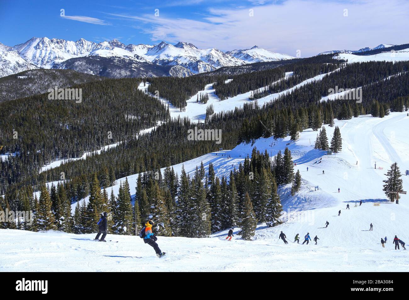 People skiing in Vail, Colorado on February 22, 2020 Stock Photo - Alamy