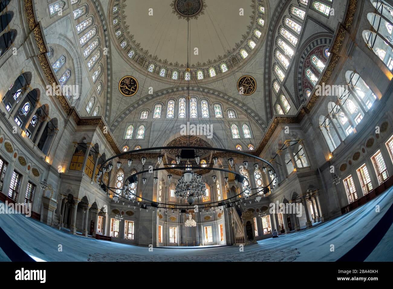 Interior of the Nuruosmaniye Mosque, Istanbul, Turkey Stock Photo - Alamy
