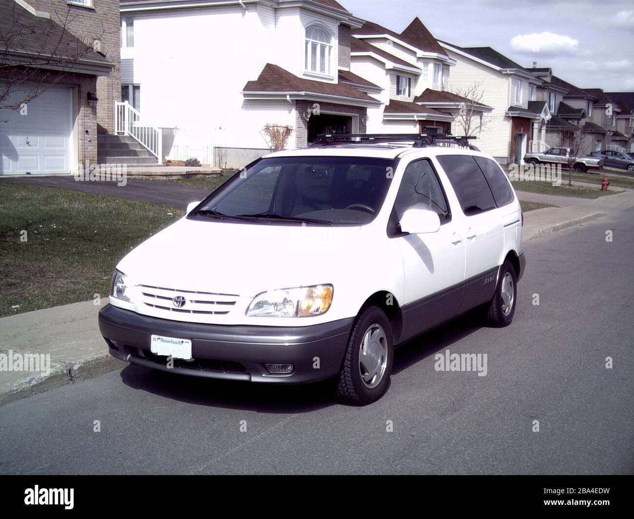 Toyota sienna hi-res stock photography and images - Alamy